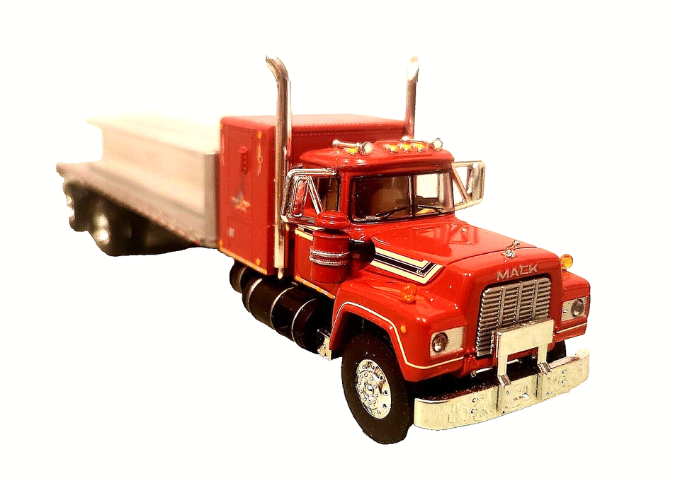 DCP / FG Mack R Sleeper - Custom Built 1 Off Steel Truck w/ 45 ft ...