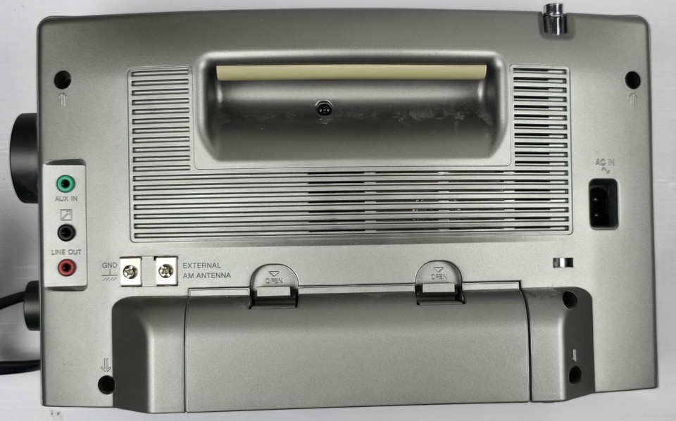 C.Crane CC Radio 2E Black AM FM WX 2-Meter HamBand Radio NOAA Weather ...