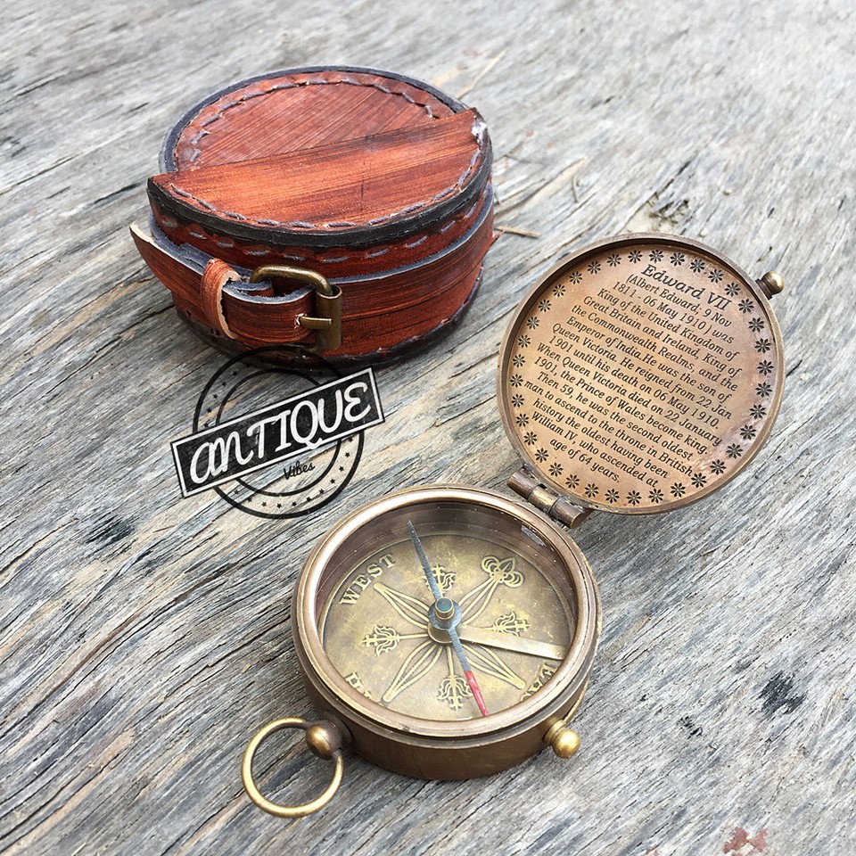 Vintage SOLID BRASS ENGRAVED COMPASS POCKET EDWARD COMPASS WITH LEATHER ...