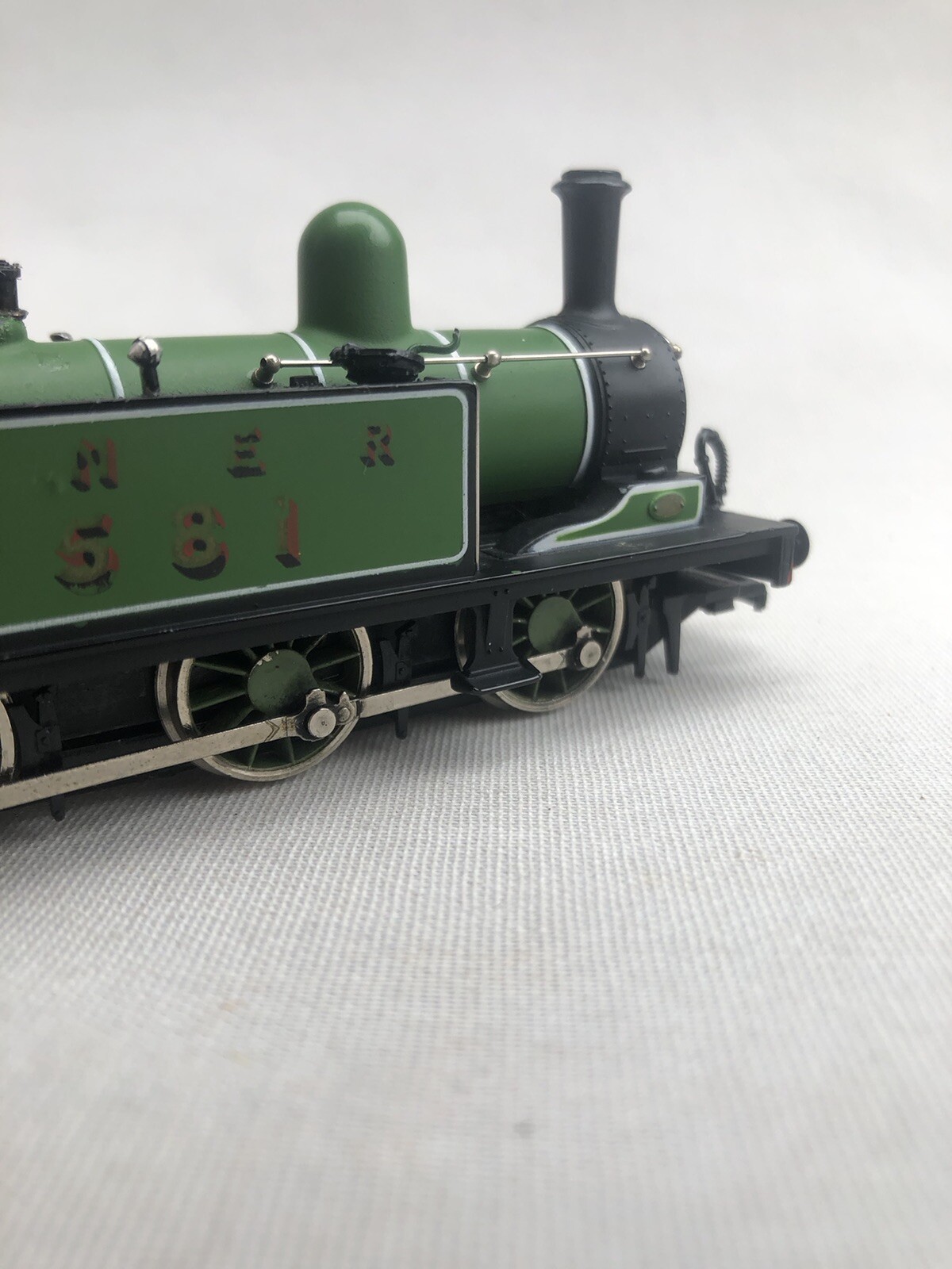 Mainline 37054 Class J72 Tank LOCO Body Shell LNER 581 for Repair for ...