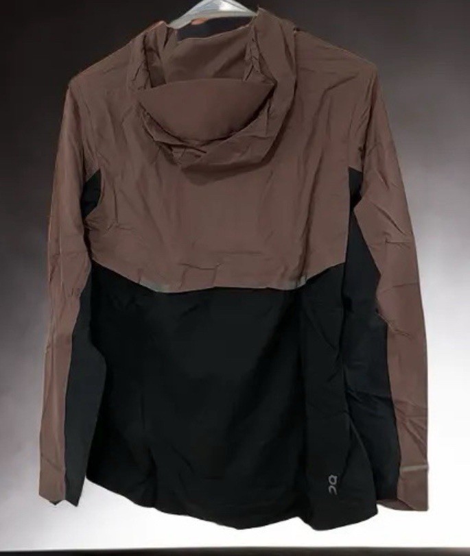 On Cloud Women's Lightweight Weather Jacket Grape/Black, Size Large…002 ...