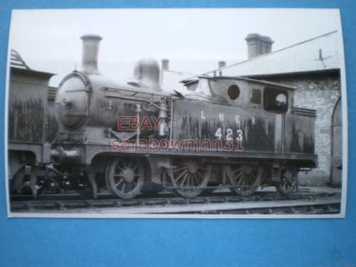 PHOTO LNER CLASS F8 2-4-2T LOCO 423 AT DARLINGTON 8/33 | eBay