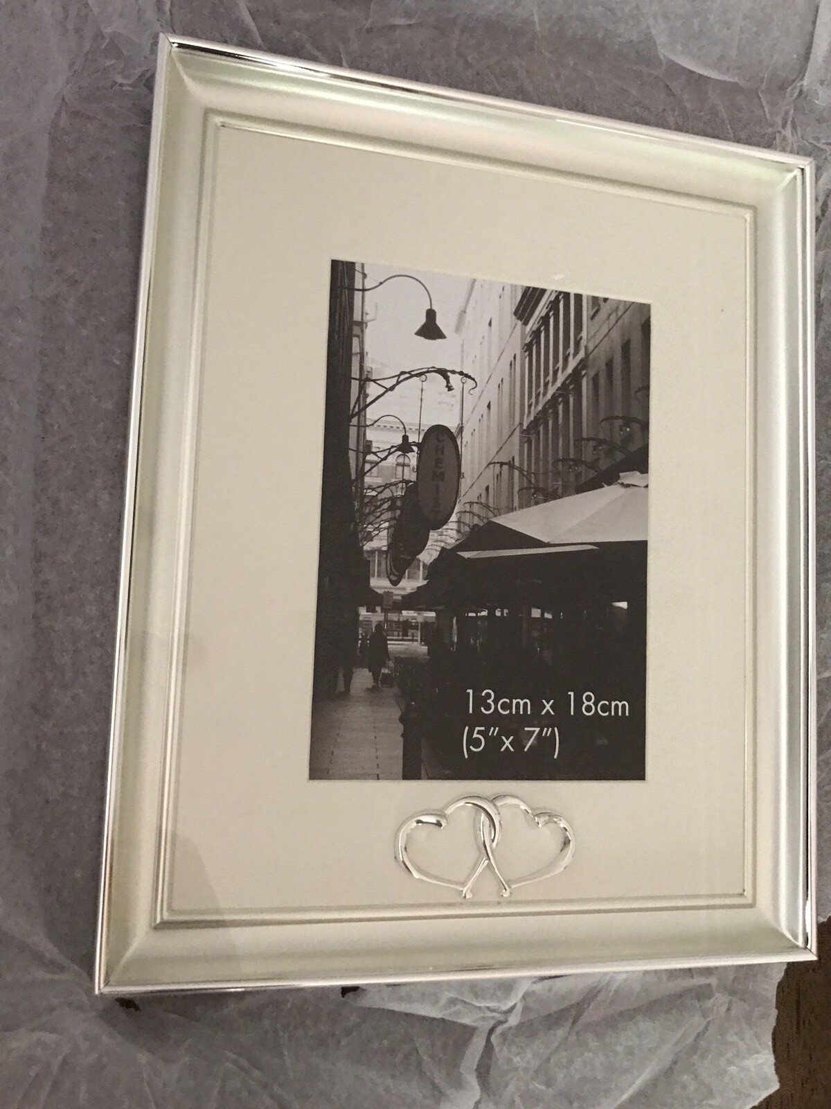 Vue Wedding heart frame | eBay