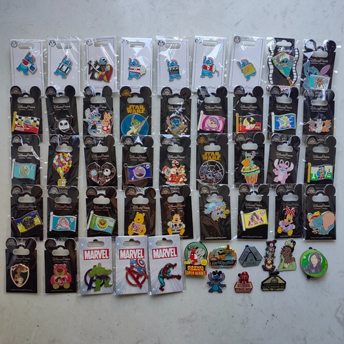 Disney exchange badges come in groups of 50 pins | eBay