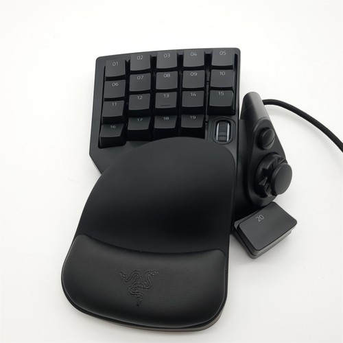 Razer Tartarus Pro Keypad: Analog-Optical Key Switches - 32 ...