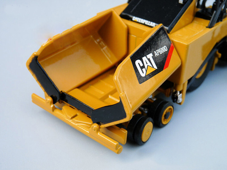 1/50 Scale Norscot for CAT AP600D Asphalt Paver with Canopy DIECAST ...