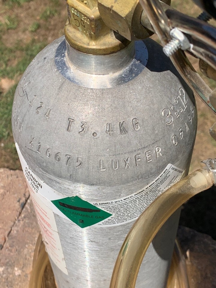 5 lb. CO2 Tank for Homebrewing w/ Regulator, Safety Cage - PHX Metro ...