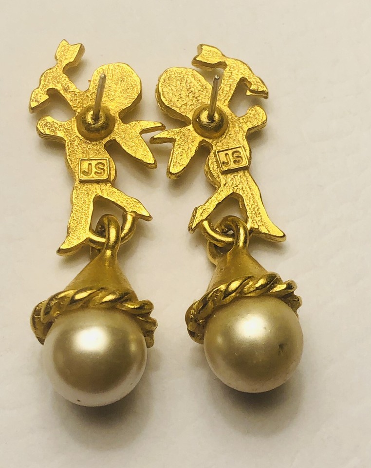 Jim Shore Yellow Gold Toned Angel Cherub Pearl Drop Push Back Putti ...