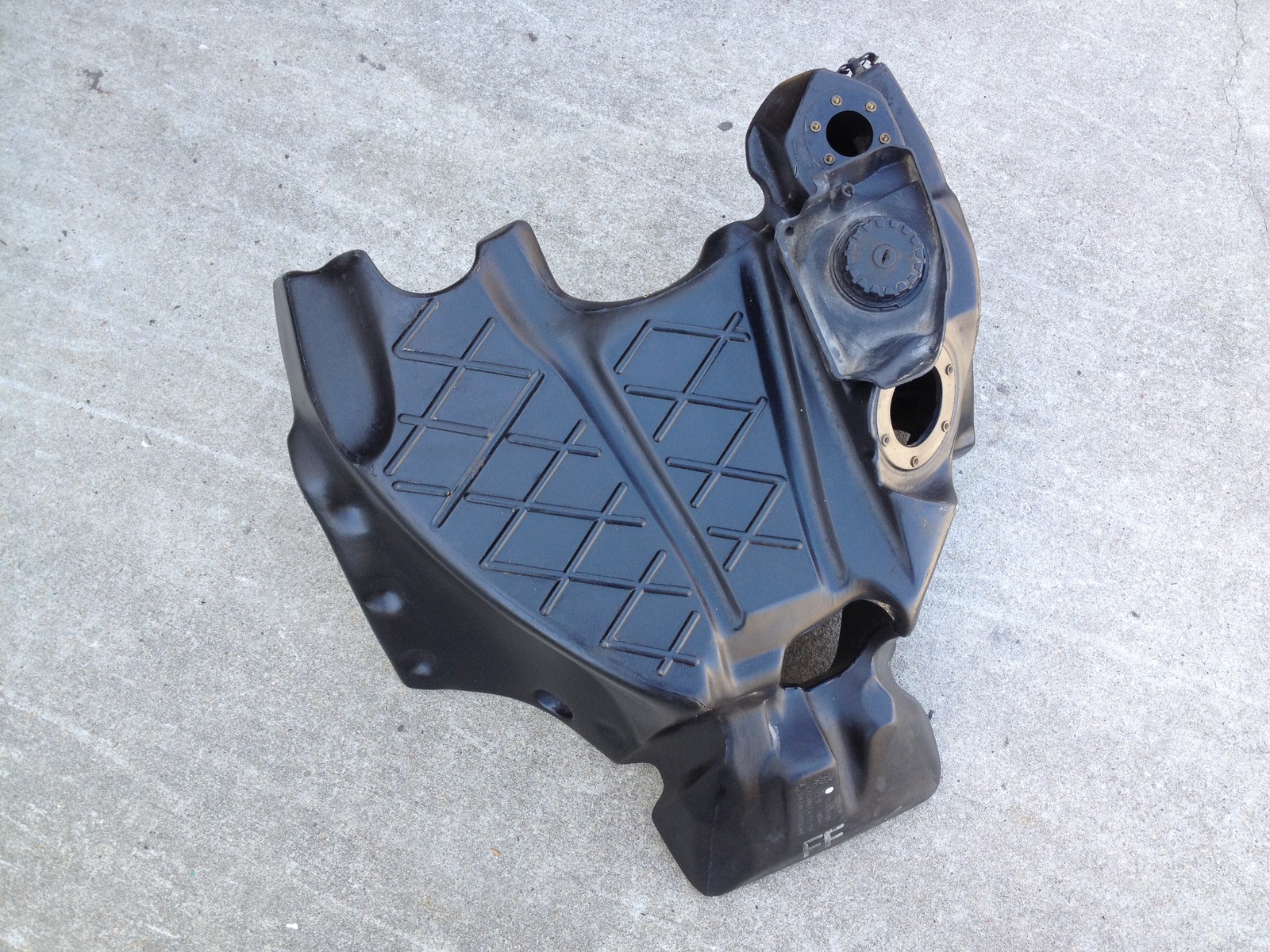 99-09 BMW K1200 K12 LT K1200LT K12LT PLASTIC GAS TANK FUEL CELL W/ CAP ...