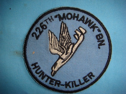 VIETNAM WAR PATCH, US 226th AVIATION BATTALION " MOHAWK HUNTER - KILLER ...