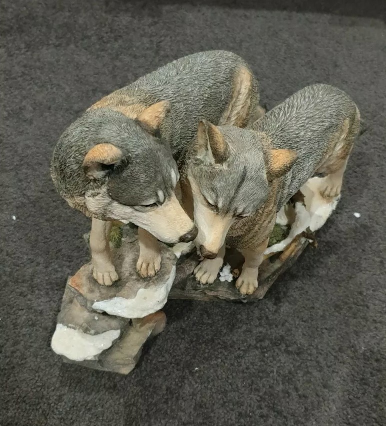 Country Artists Wolf "Eternal Love" 02997 Sculpture | eBay