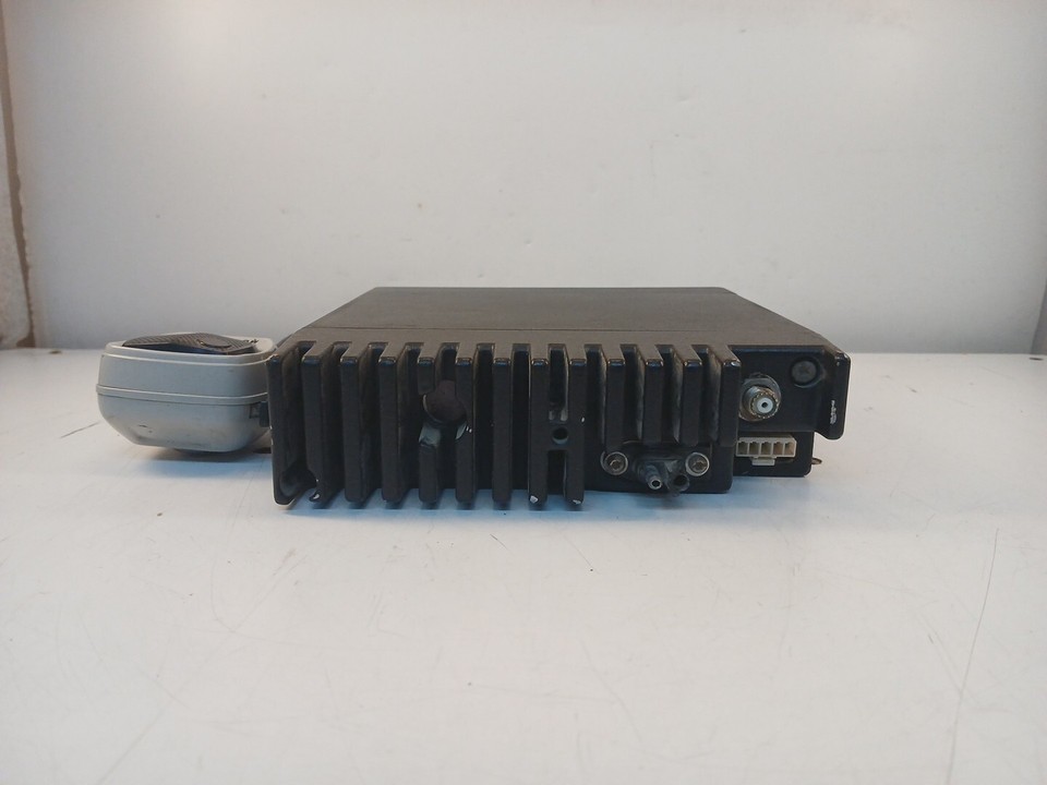 Motorola MaxTrac 50 Radio w/ Motorola HM1056A Mic *UNTESTED, SELLING ...