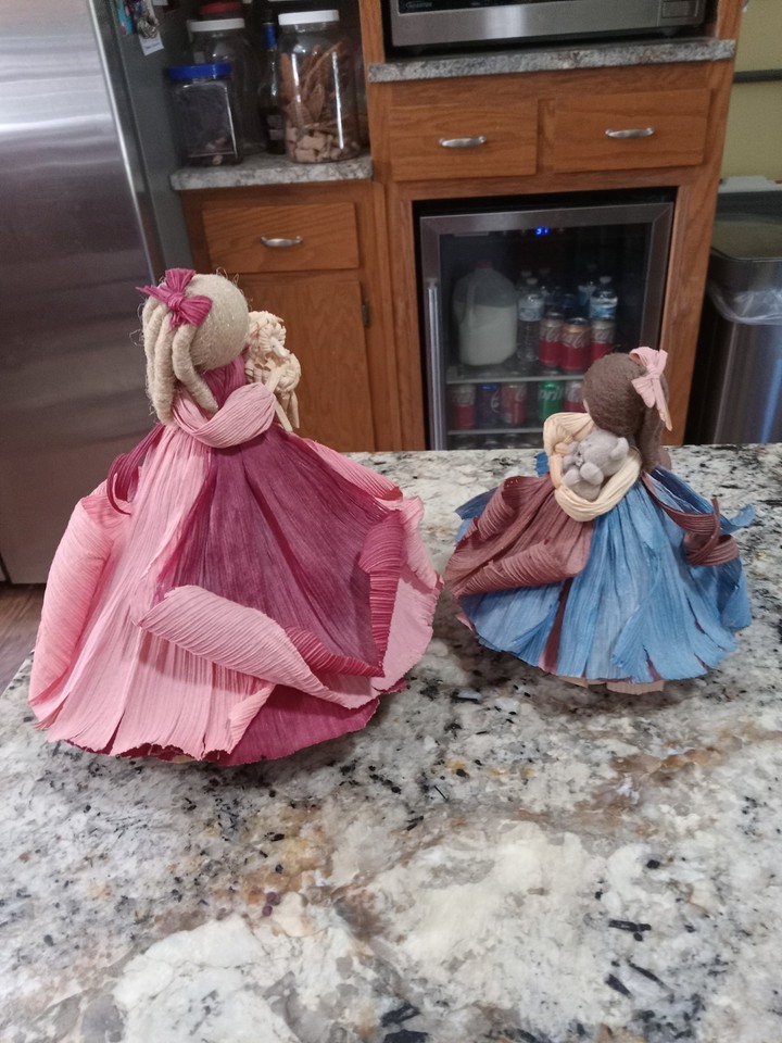 Set of 2 Nan's Handmade Corn Husk Dolls, Big And Little Sister 7.5 & 5. ...