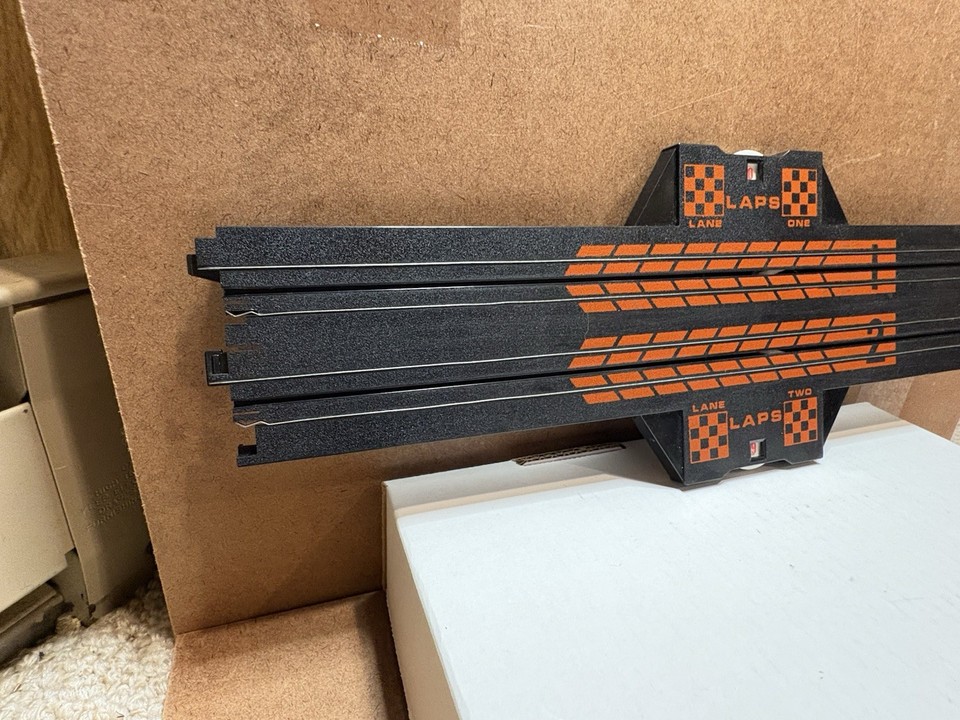 Afx Aurora Track 15" Automatic Lap Counter cleaned and ready for use ...