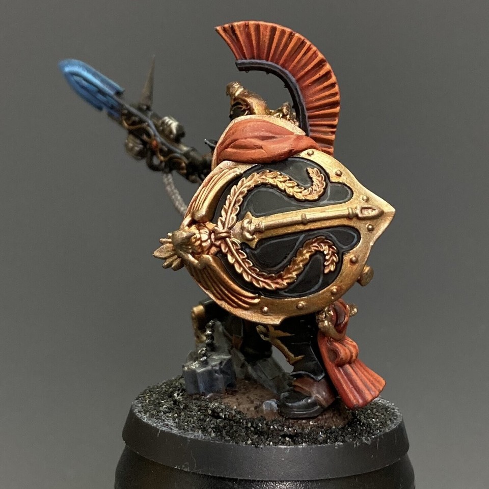 Warhammer 40K Shield-Captain Imperium Armies Adeptus Custodes Presale ...