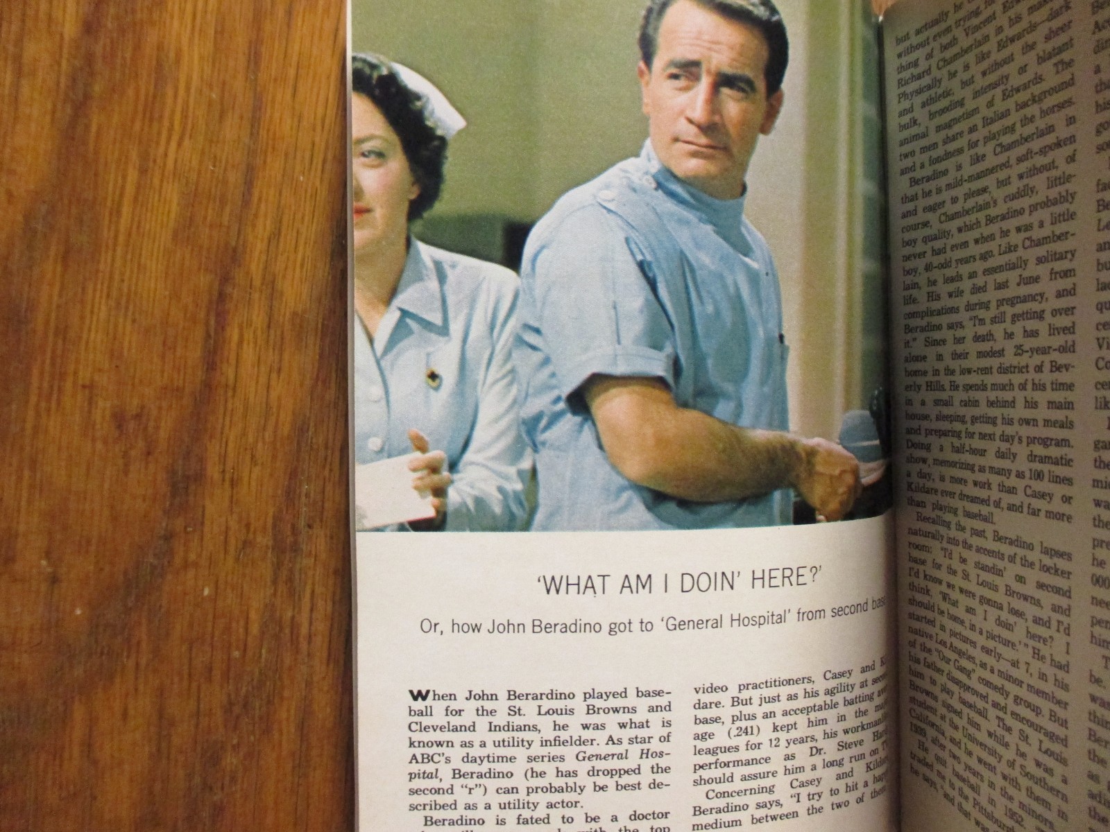 May-1964 TV Guide(MAUREEN O'SULLIVAN/LESLIE CARON/JOHN BERADINO/ALFRED ...