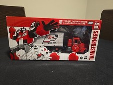 Transformers Generations Selects Target Optimus Prime and Autobot Bullseye