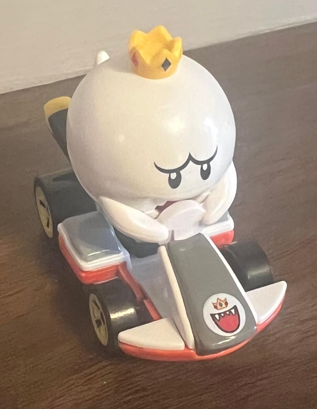 Hot Wheels Mario Kart King Boo Rainbow Road Exclusive
