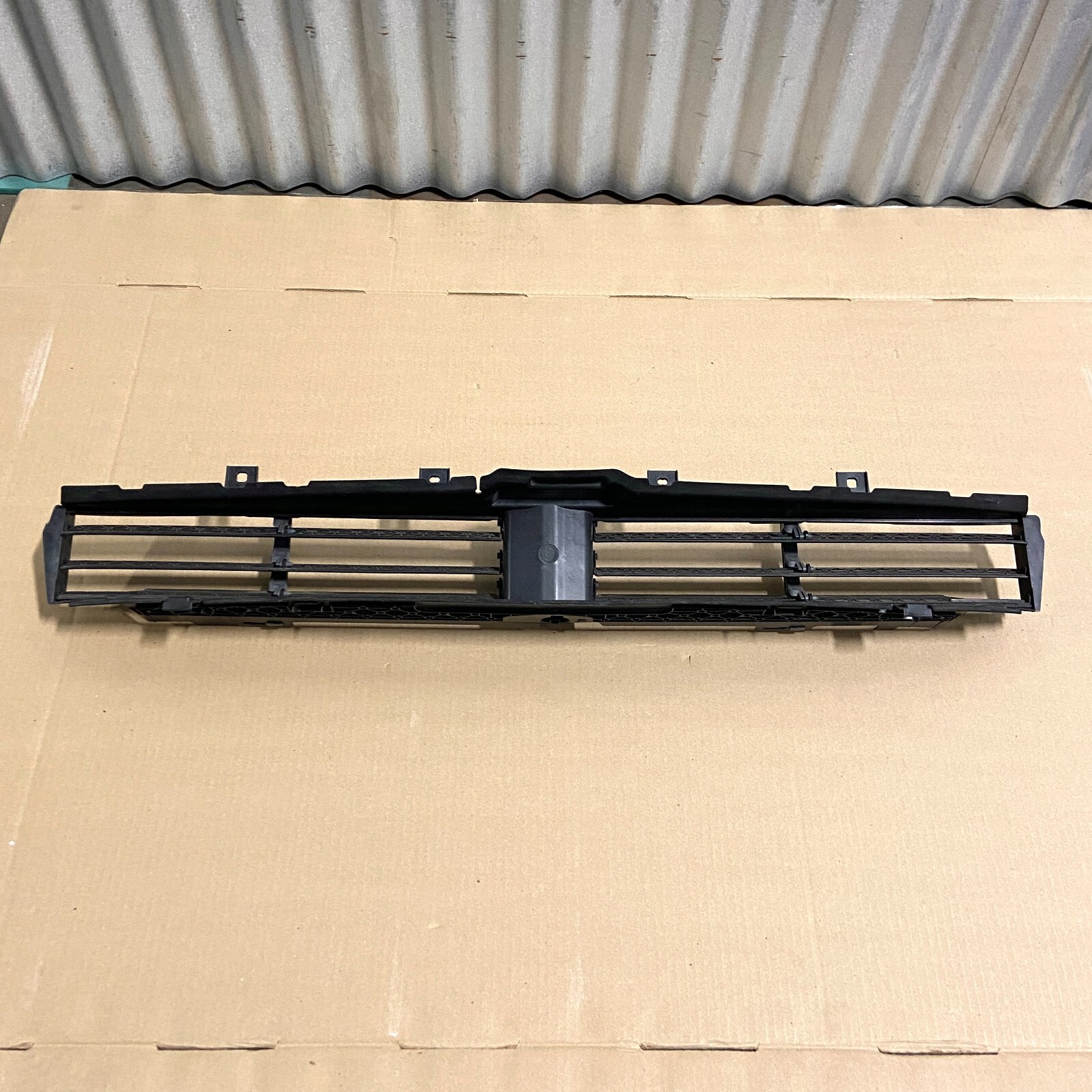 OEM For 17-22 BMW 5 Series G30 G31 Front Lower Shutter Grille 51-13-7 ...