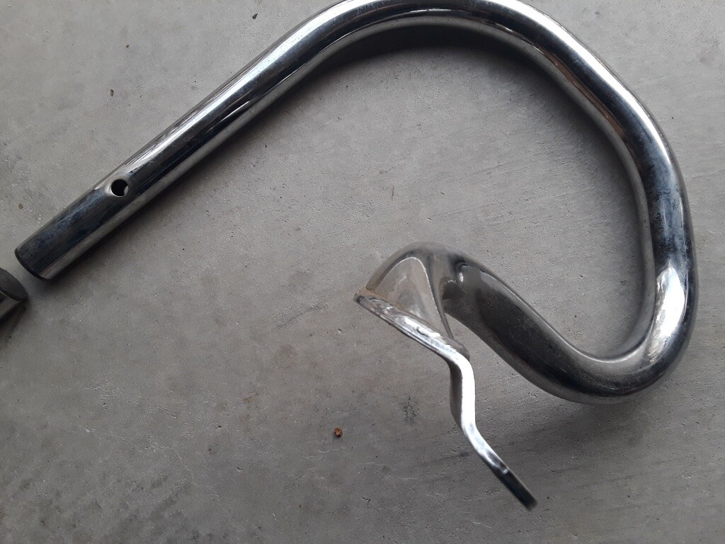 2002-2006 Harley-Davidson V-Rod Engine Guard with Mount fits 02-06 ...