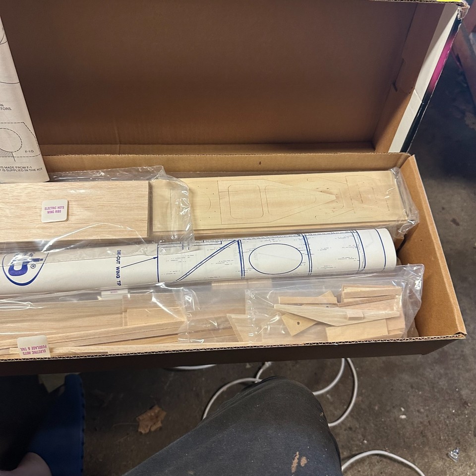 Vintage Midwest Electric Hots RC Model Airplane Kit - NOS, Unbuilt, w ...