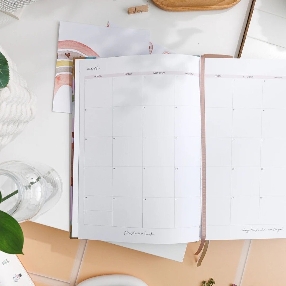 Mrs Edgar Wild Daisies 2025 Classic Weekly Teacher Planner Diary | eBay