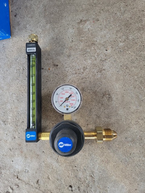 Miller Electric 22-30-580 Flowmeter Regulator Ar/co2/hel 30psig for ...