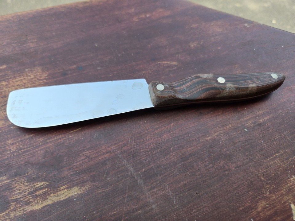 VINTAGE CUTCO No 68 Cheese Knife / Spreader 8" Brown Swirl Handle Made ...