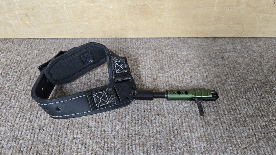 Scott Little Goose Index Finger Release Buckle Strap | eBay