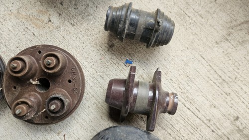 Lot Of 1942-1944 Ford V8 Flathead Crab Style Distributor Caps . 32 To ...