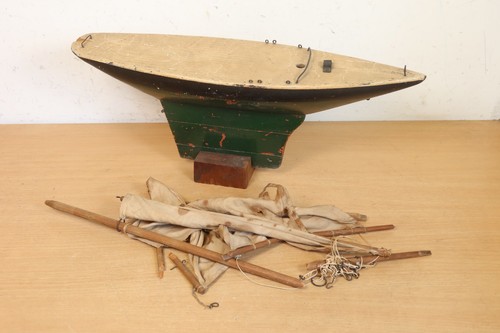 Early Wooden Pond Yacht Sailing Boat Hull Metal Keel Vintage Model ...