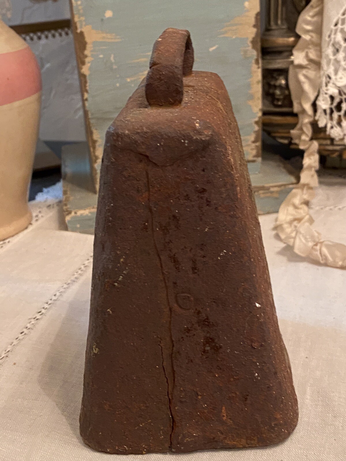 Primitive Antique Rusty Cow Bell Lace Farm Farmhouse Wedding Bridal ...