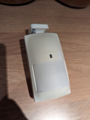 Risco Gardtec Wired Alarm PIR Pet Motion Detector Sensor With Bracket ...