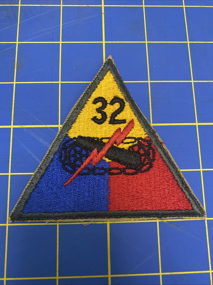 Original US Army Armored Tank Battalion Patch 32nd | eBay