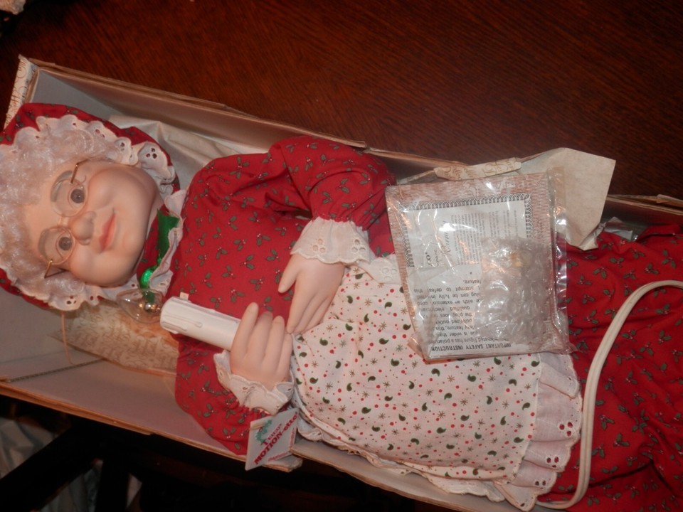 Vintage Mrs Clause Motion-Ette Lighted Doll 24" Tall Never Displayed ...