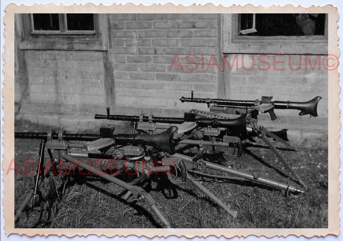 D Day Guns
