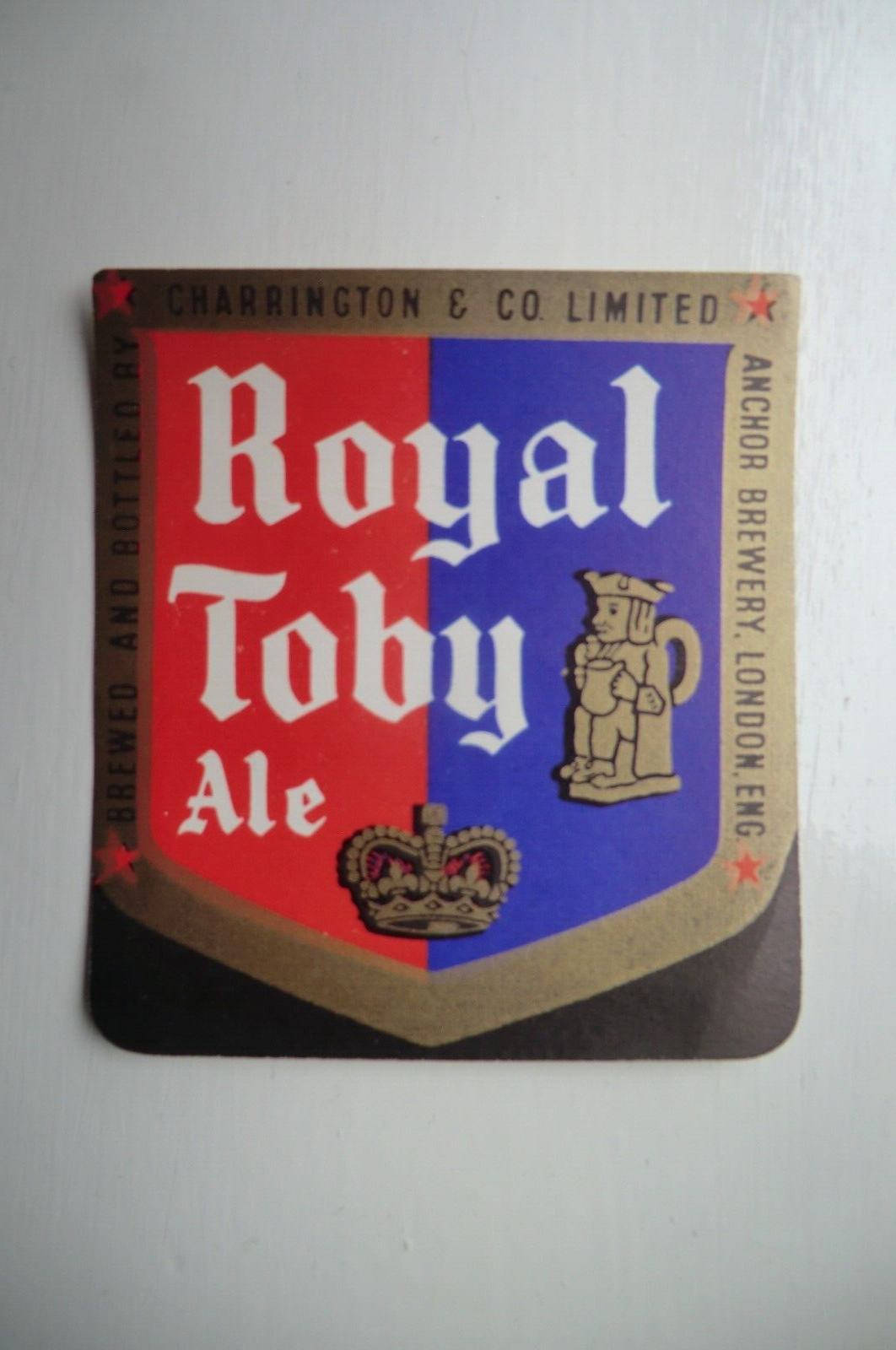 MINT CHARRINGTON LONDON ROYAL TOBY ALE BREWERY BEER BOTTLE LABEL T2 ...