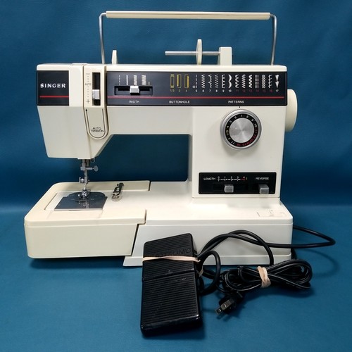 Singer #6234 Sewing Machine W/ Cord (Light Works Pedal Does Not ...