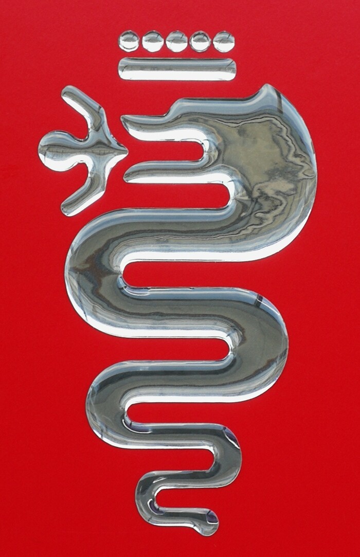 Adesivo per auto-Biscione Alfa romeo 3D resinato cm.4x8 Cromo - Alfa ...