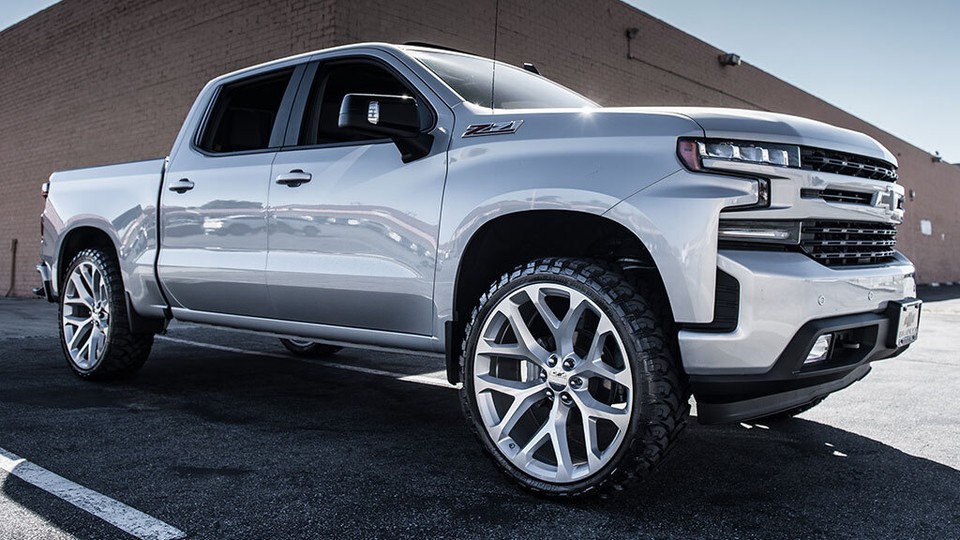 24" Snowflake Silver Machine Wheels 35" MT Tires GMC Sierra Silverado ...