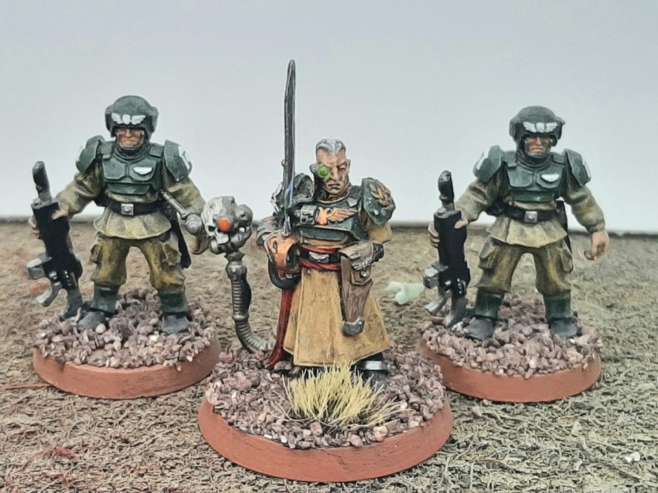 40k Imperial Guard Cadian Company Command team, commissar, chimera, OOP ...