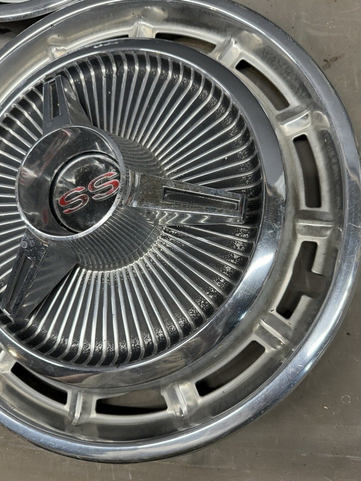 1965 1966 Chevy Impala SS Hubcaps 14" Wheel Covers Hub Caps Super Sport ...