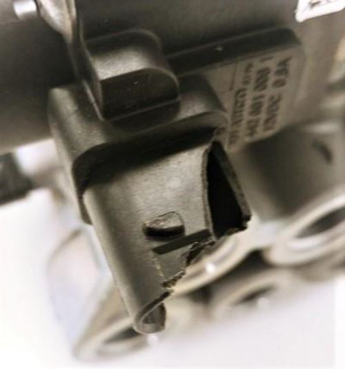 Damaged Wabco 7-Port Tractor ABS Valve - P/N 9760001070 | eBay