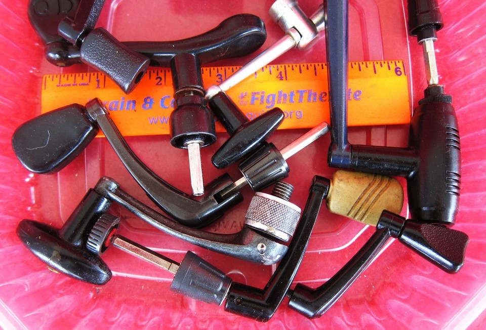 Misc Lot of 10 Spinning Reel Handles for Unknown Make/Models - GOOD ...