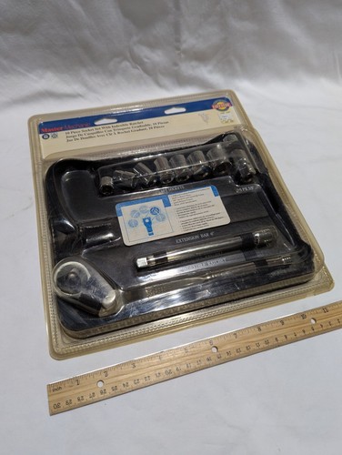 Master Mechanic Vintage Tool Set Socket Ratchet 10 Piece Lifetime ...
