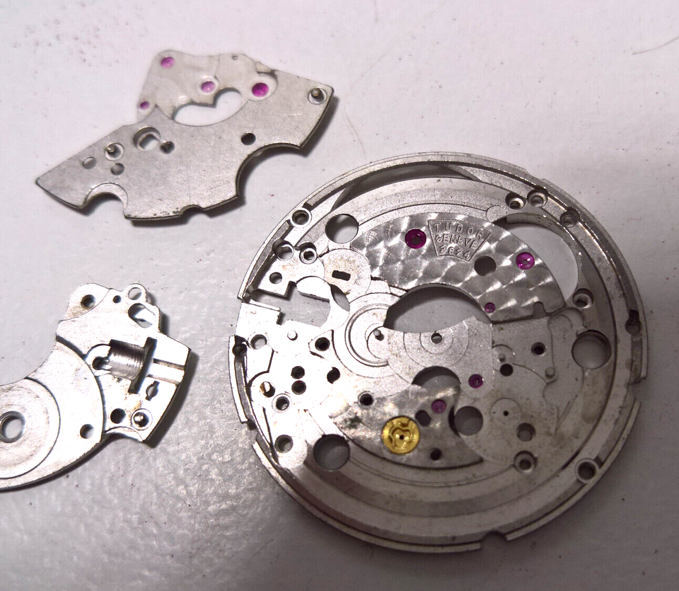 RARE VINTAGE TUDOR CAL 2824-2 MOVEMENT MAIN PLATE PLATINA + PARTS | eBay