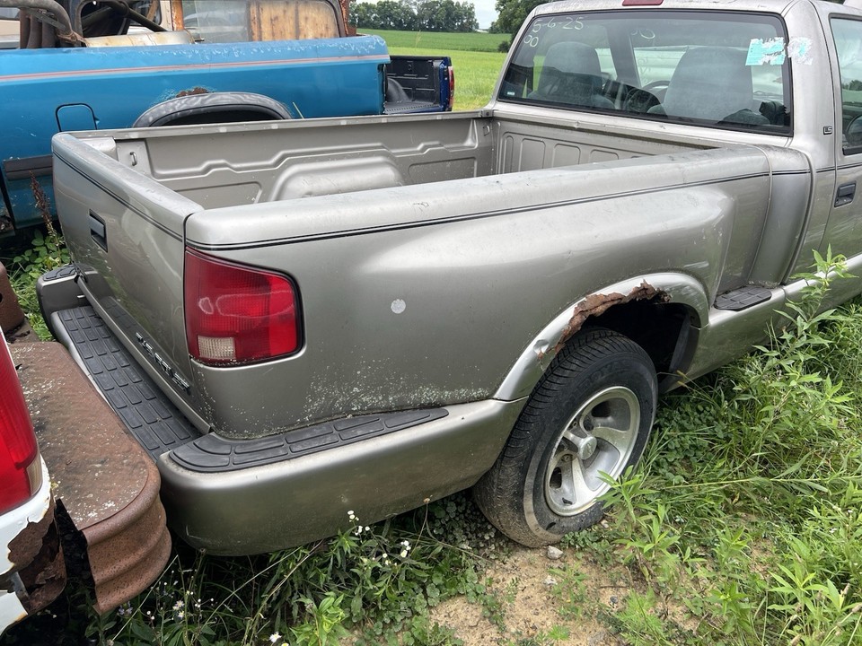 Chevrolet S10 BED Sportside Stepside GMC Sonoma PC: 382E TAILGATE SOLD ...