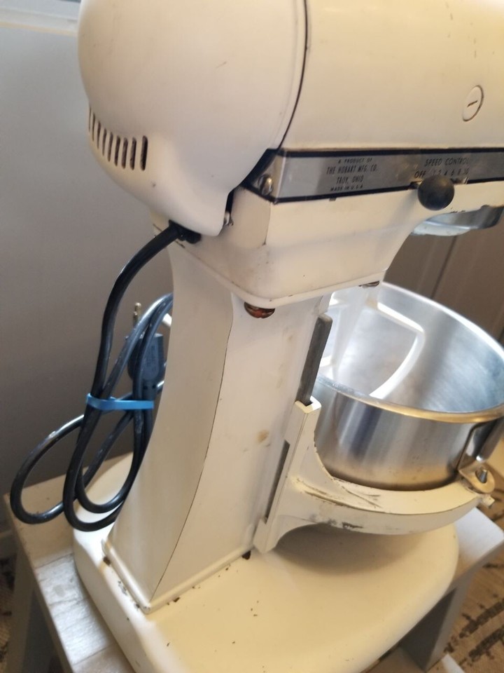 Rare KitchenAid Hobart Model K5+A White 10 Speed Lift Stand Mixer With ...