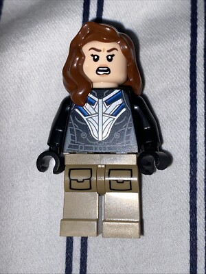 LEGO 76292 Marvel Ruth Bat-Seraph Minifigure - Captain America Vs Red ...