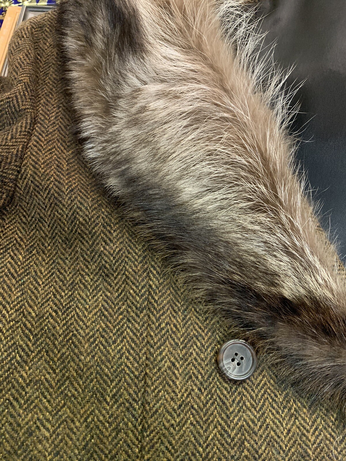 Neiman Marcus Studio by Searles Tweed Wool Overcoat With Fur Collar | eBay